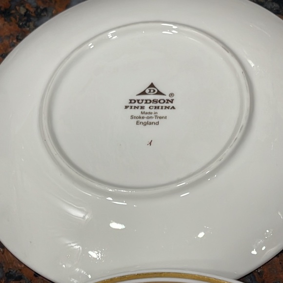 Dudson | Kitchen | Dodson Fine Porcelain China Four Cups And Saucers ...